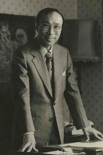 4 Sir Run Run Shaw | the Avenue of Stars